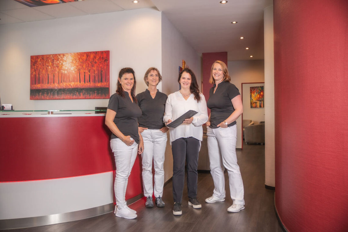 Das Team – schmerztherapie-moers.de – Birgit Neumann